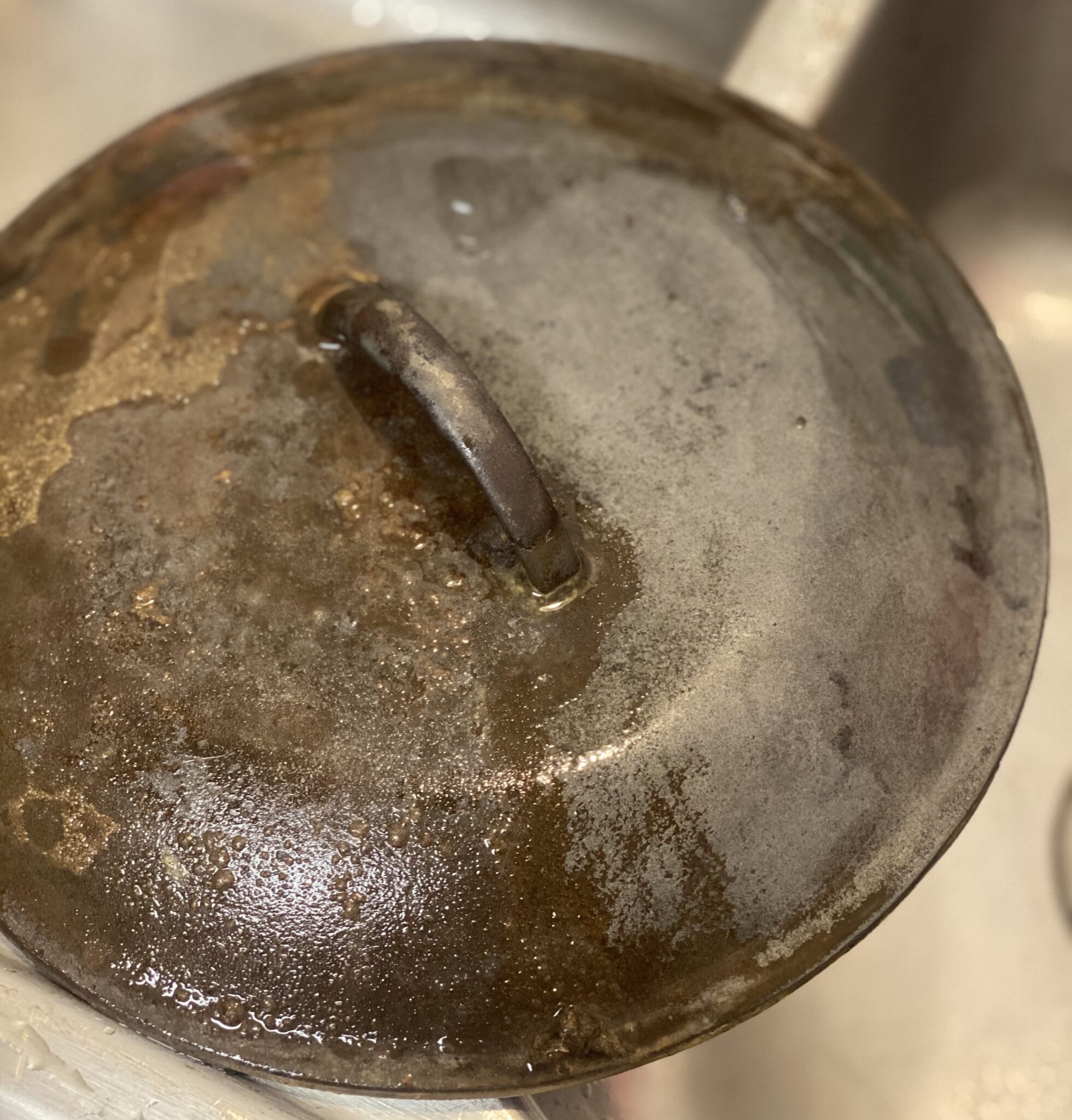 Naturally Restoring Vintage Cast Iron - Simply Sophia Homestead